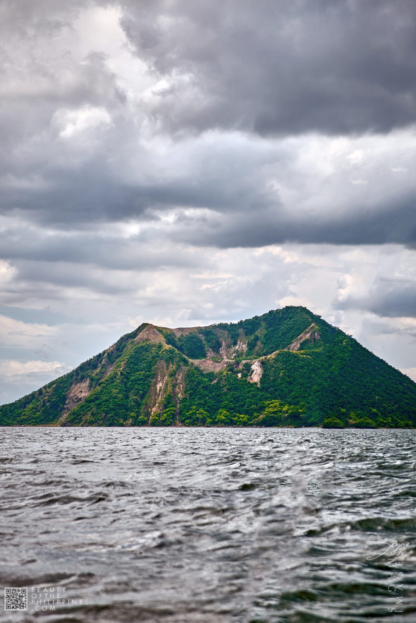 Taal Volcano: The Island Within a Lake Within an Island | The Beauty of ...