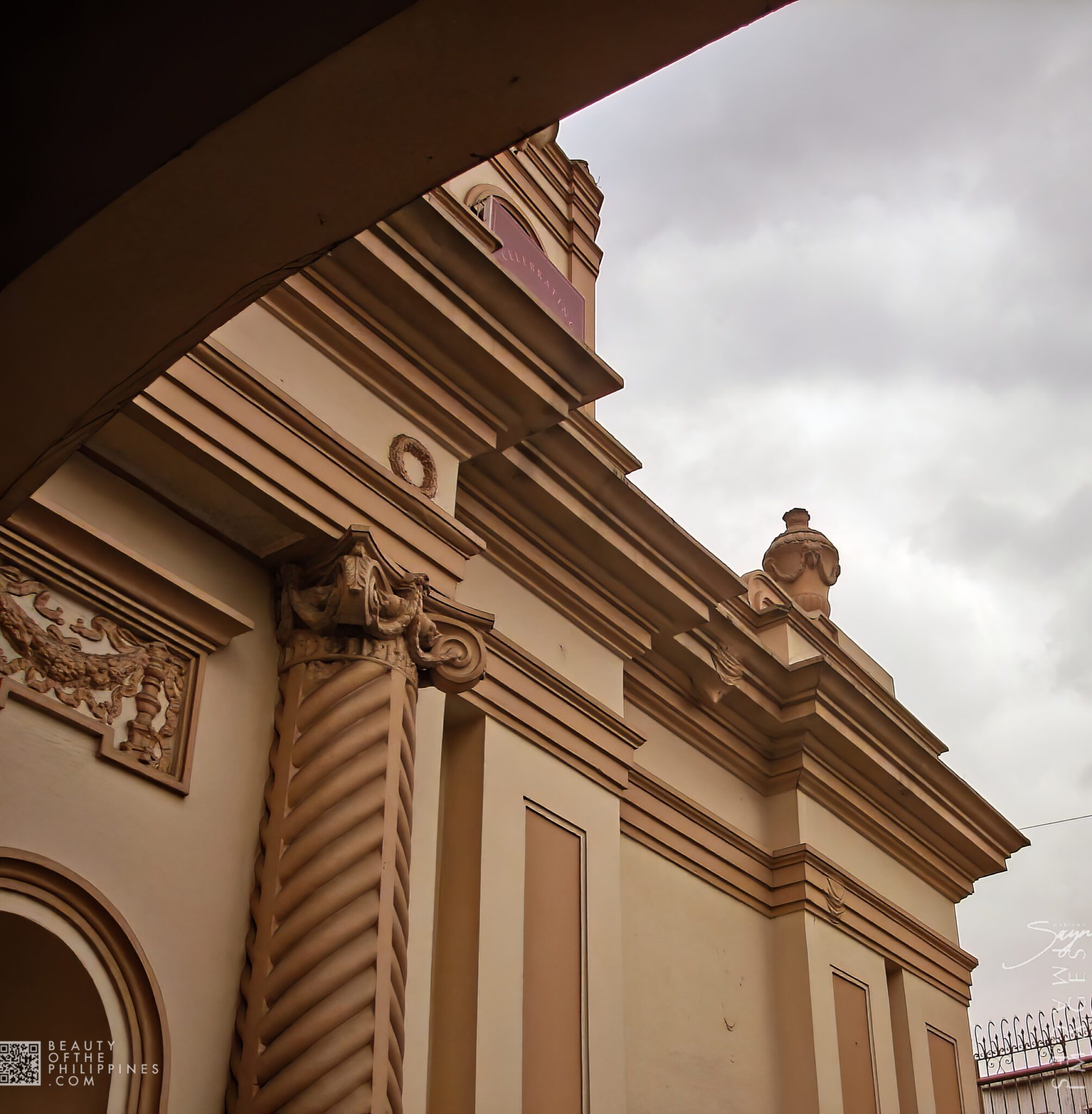 Quiapo Church: Manila’s Timeless Beacon of Faith | The Beauty of the ...