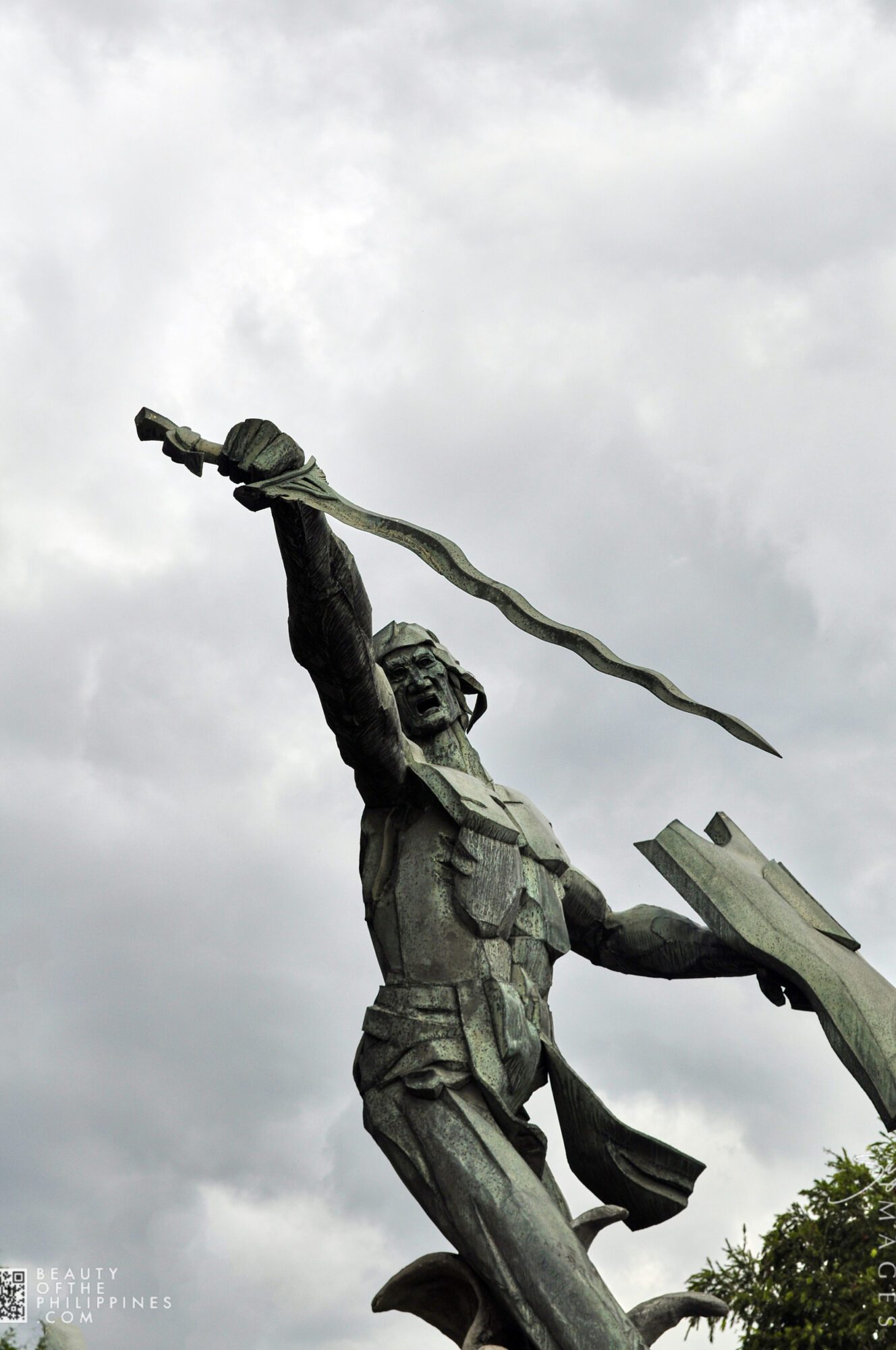 Plaza Rajah Sulayman: A Landmark of History and Leisure in Manila | The ...