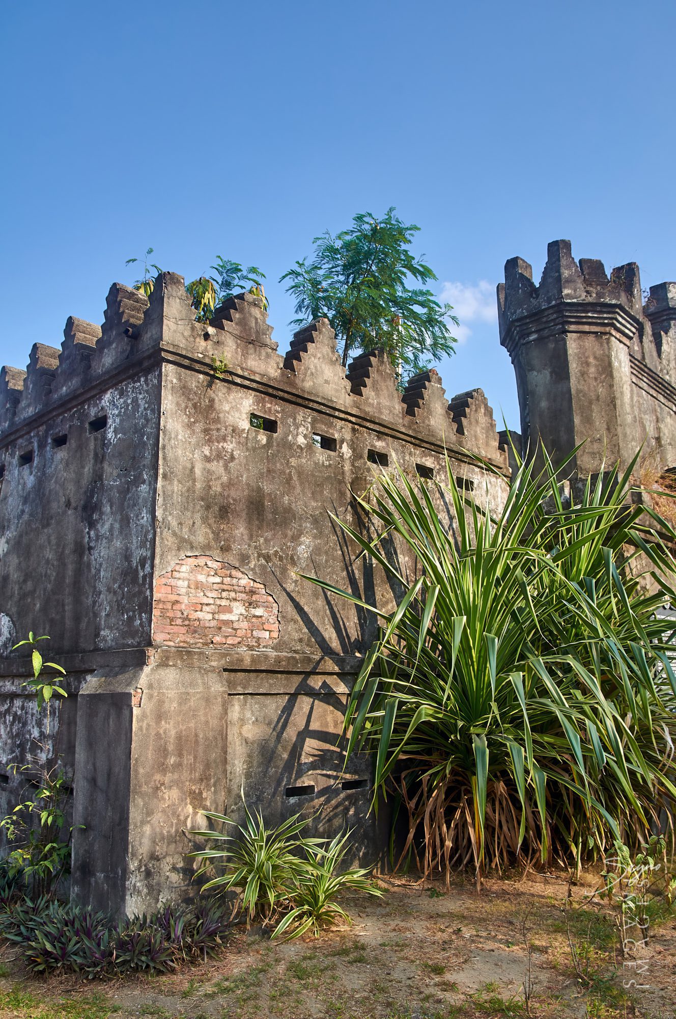Subic Spanish Gate: Sentinel of History in Olongapo's Naval Legacy ...
