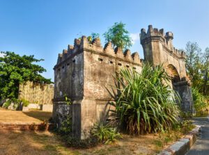 Subic Spanish Gate: From Spanish Arsenal to Modern Tourism Landmark ...