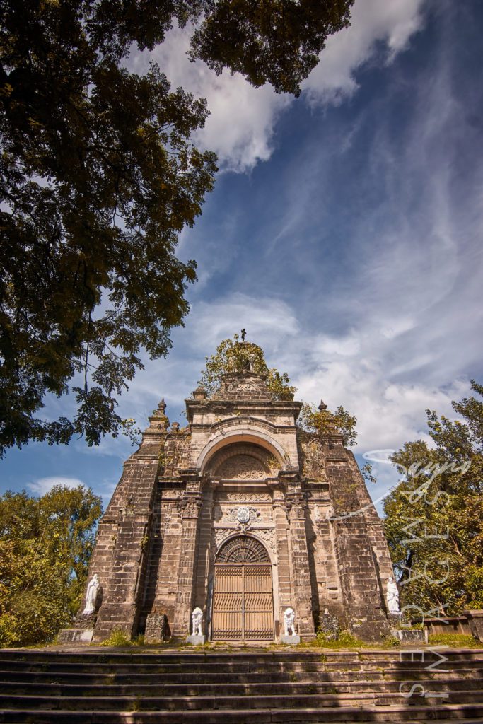 La Loma Cemetery: A Historic Haven of Timeless Beauty and Remembrance ...