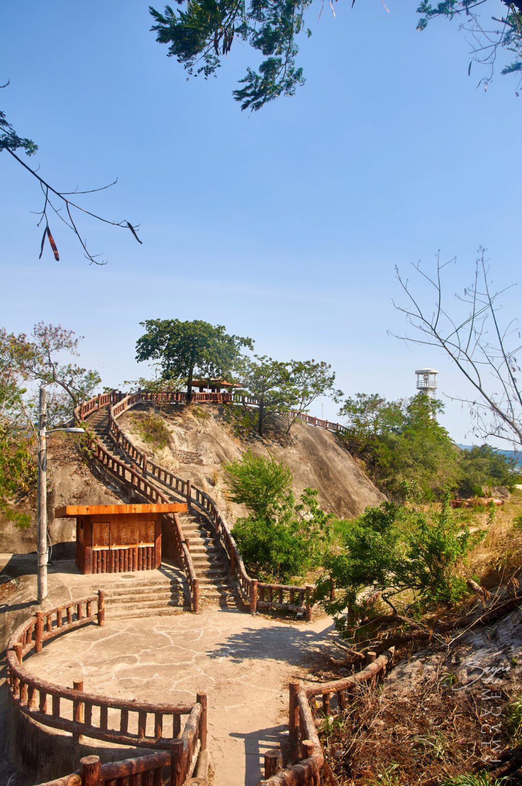 Subic Lighthouse: A Beacon of Maritime Heritage | The Beauty of the ...