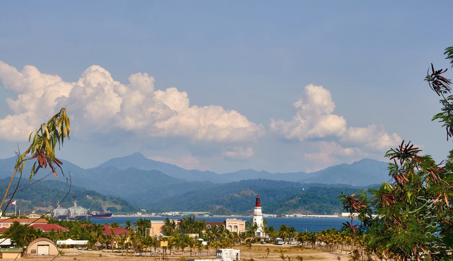 The Lighthouse Marina Resort: Coastal Charm and Tranquil Luxury on ...