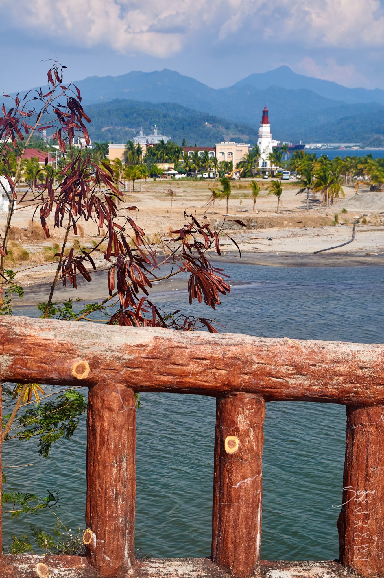 The Lighthouse Marina Resort: Coastal Charm and Tranquil Luxury on ...