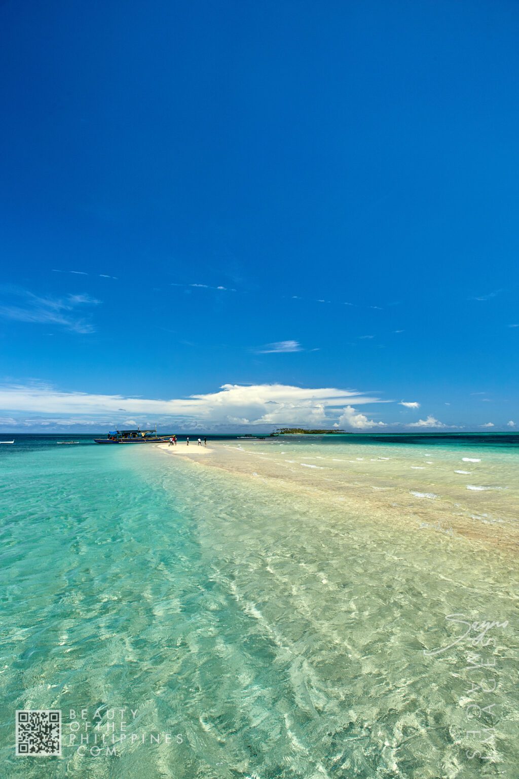 Pulong Pasig Sandbar: Walking the Endless White Sands of Calauag | The ...