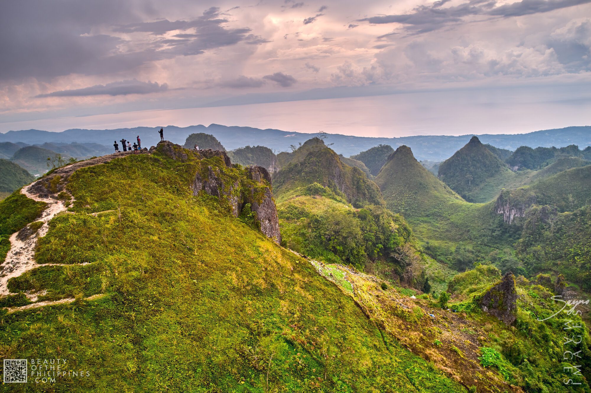 Osmeña Peak: Cebu's Scenic Summit | The Beauty of the Philippines by ...