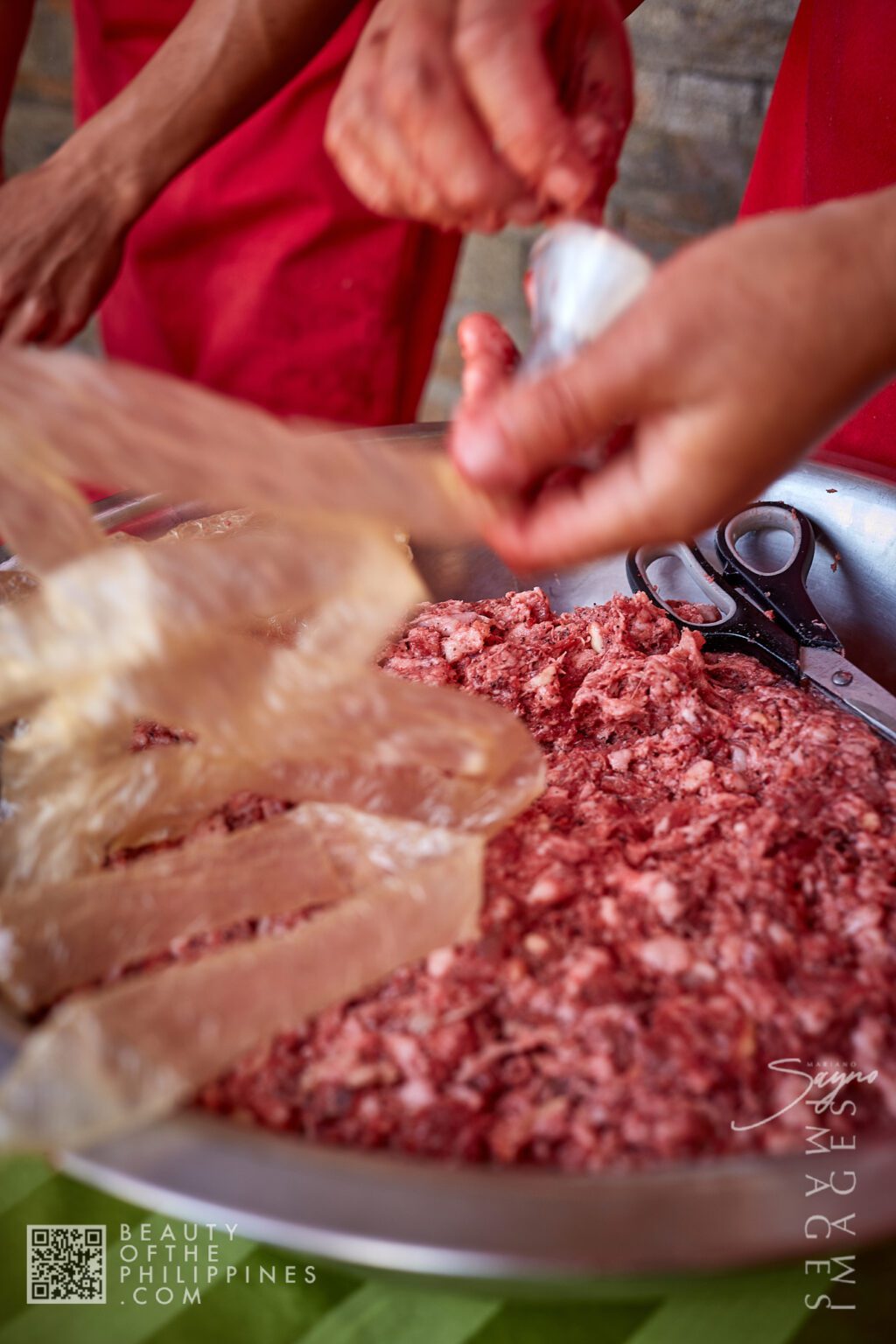 The Beauty of Lucban Longganisa: The Garlic-Packed Pride of Quezon ...