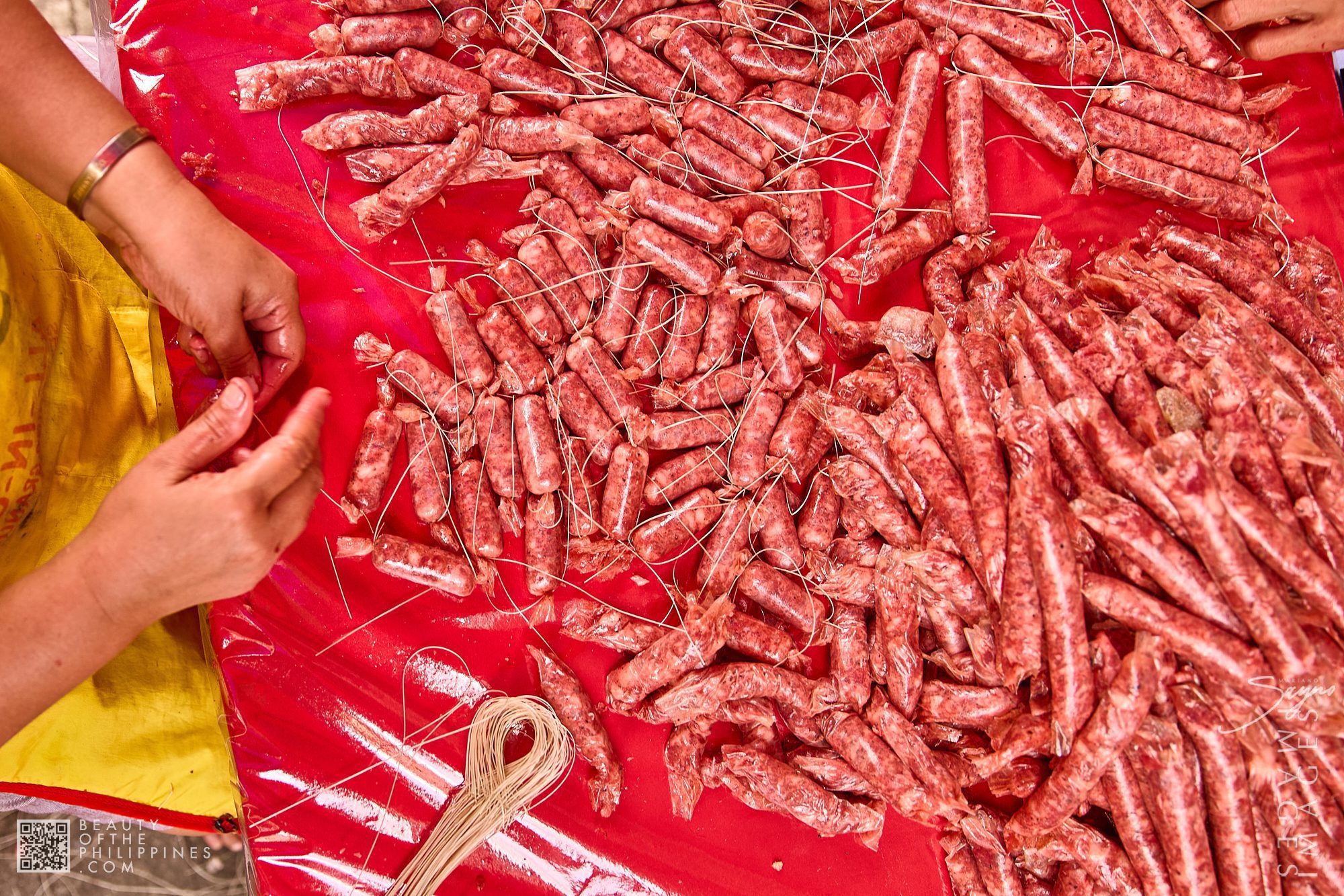 The Beauty of Lucban Longganisa: The Garlic-Packed Pride of Quezon ...