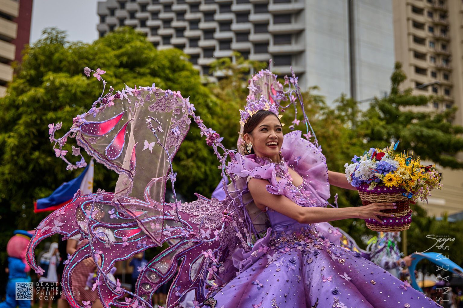 Paru-Paro Festival: Dasmariñas Dazzles at Araw ng Kalayaan 2025 | The ...