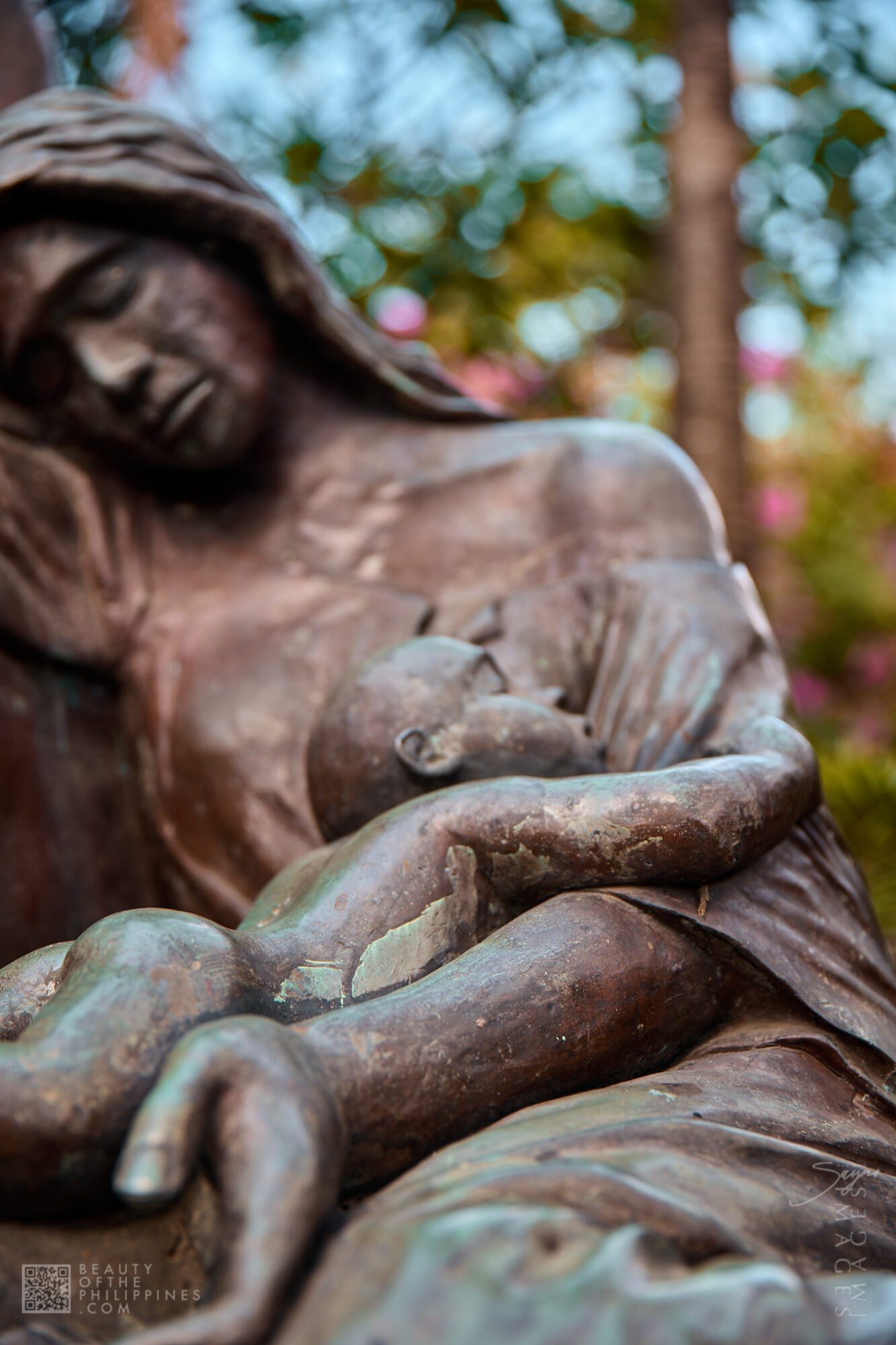 Memorare Manila 1945: A Quiet Memorial to the Civilian Tragedy of the ...